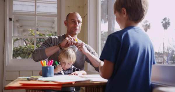 11 Ways to Be a Better Father to Your Children Today