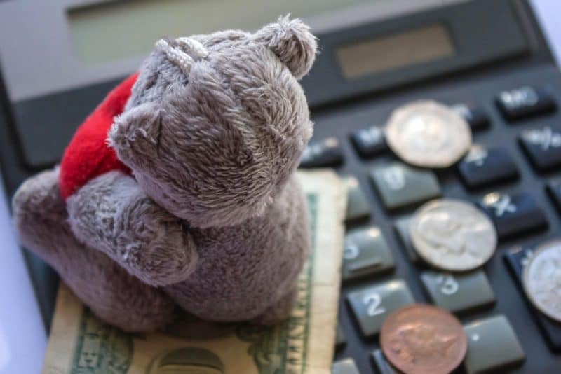 How Does Child Support Work if the Parents Live in Different States?